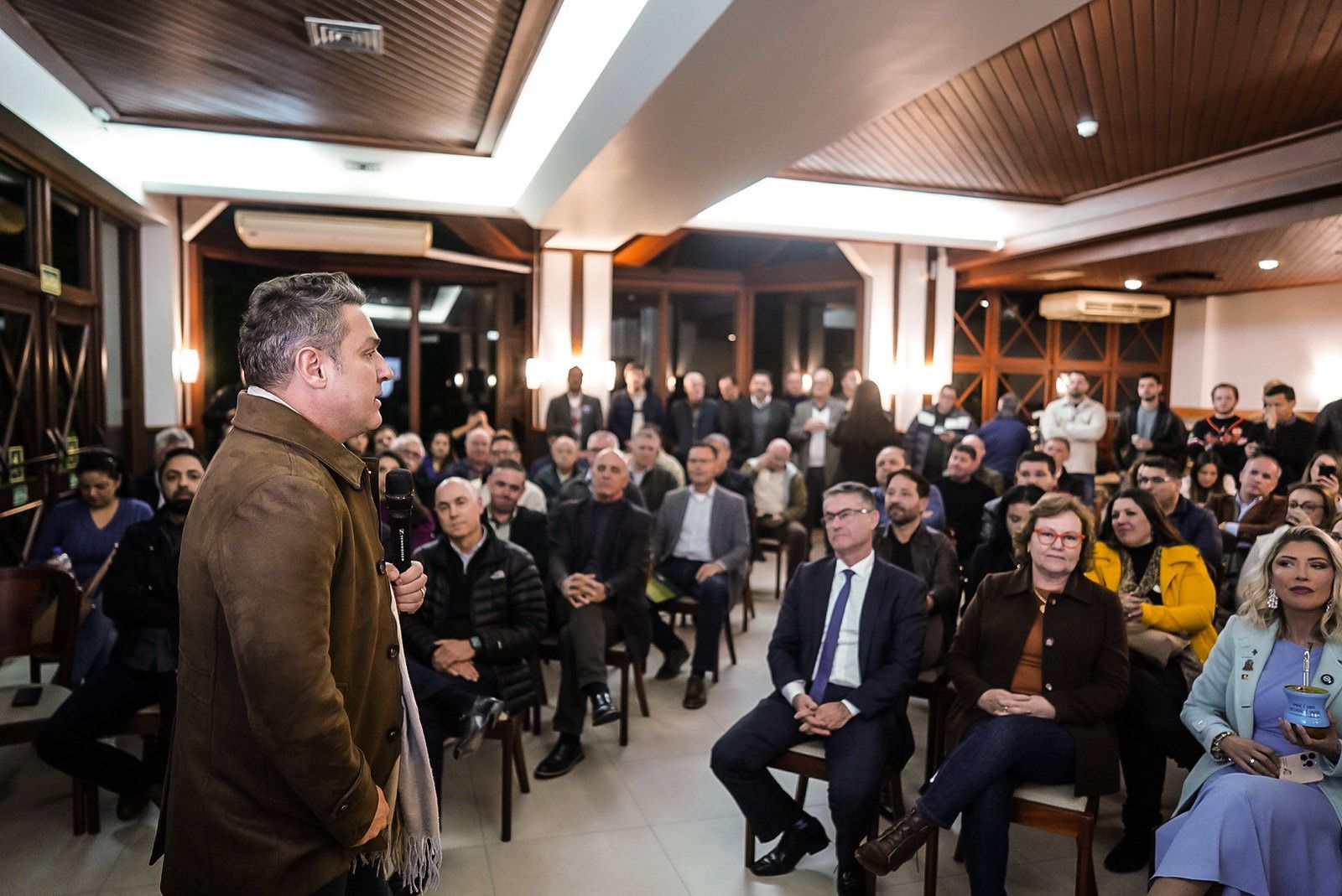 Zucco e Silvana recebem demandas de entidades em Santa Cruz do Sul