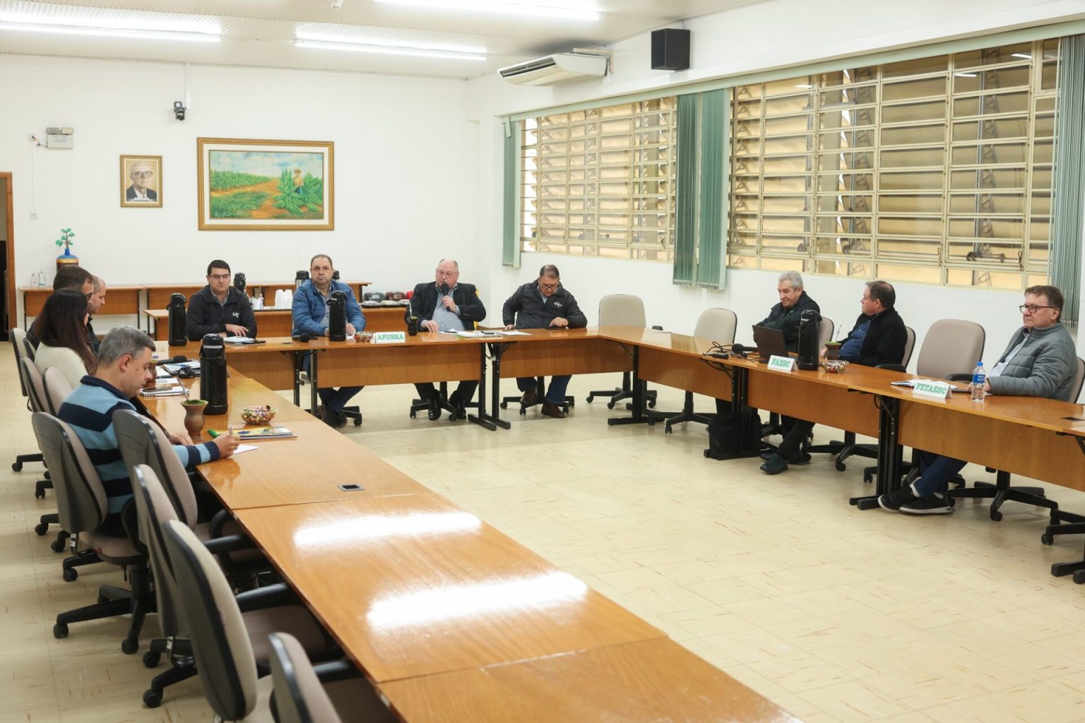 Entidades cobram fumageiras sobre comercialização do tabaco